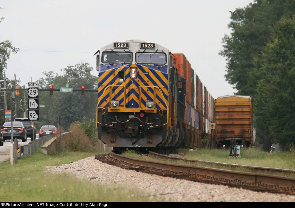 CREX ES44AC 1523 led CSX 3226, 42, and 7686